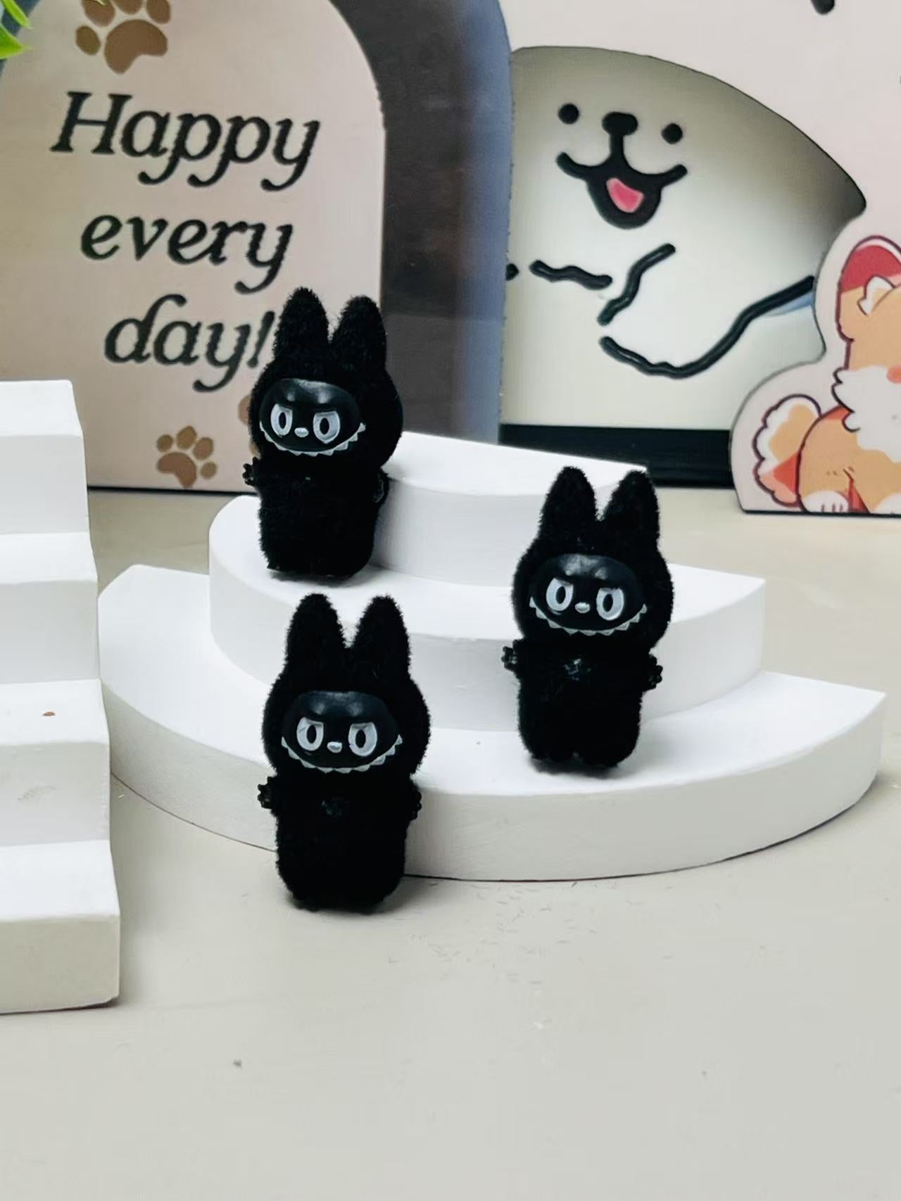 Standing labubu – DollPopshop